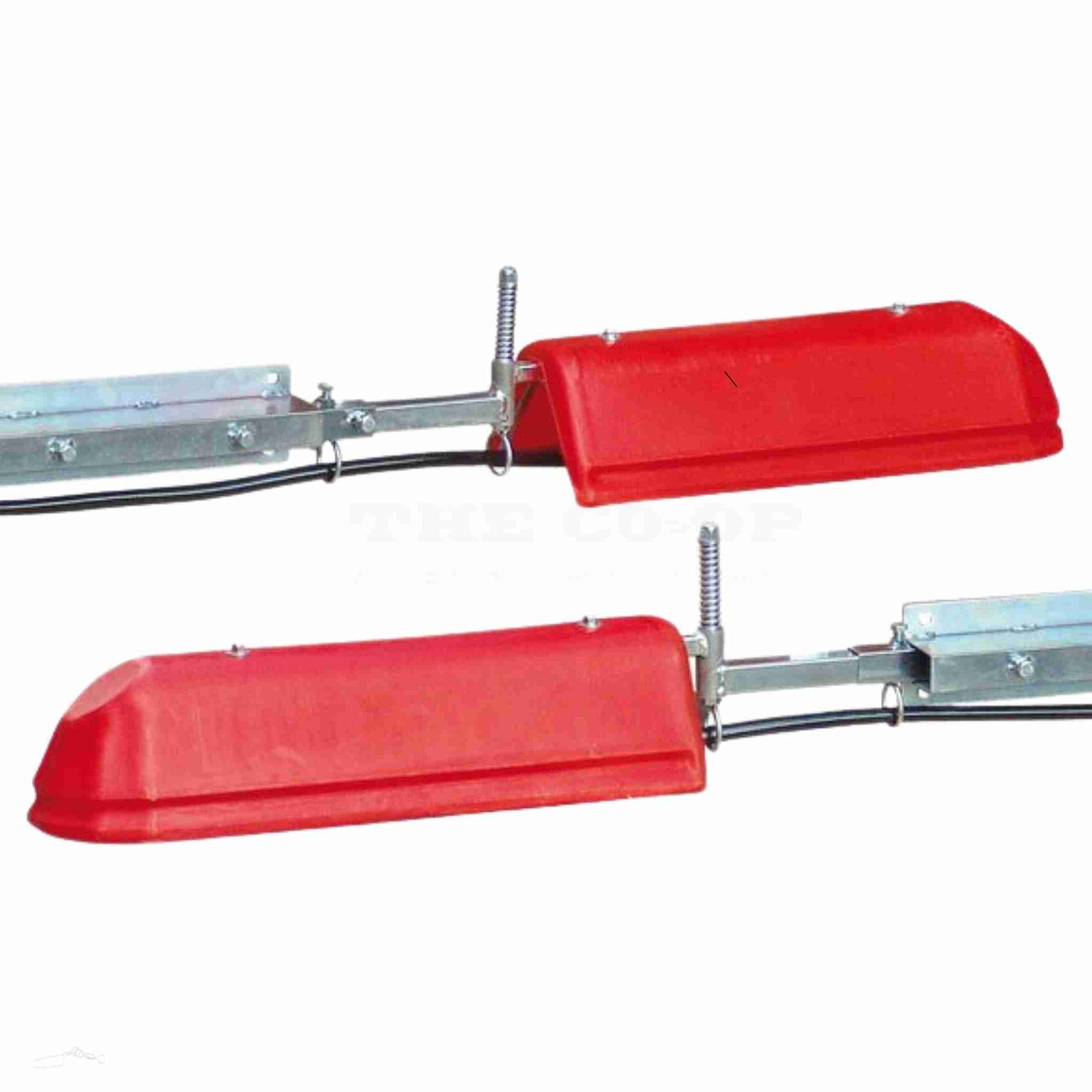 Silvan Double Sided Under Vine Shielded Spray Boom — The Co-Op